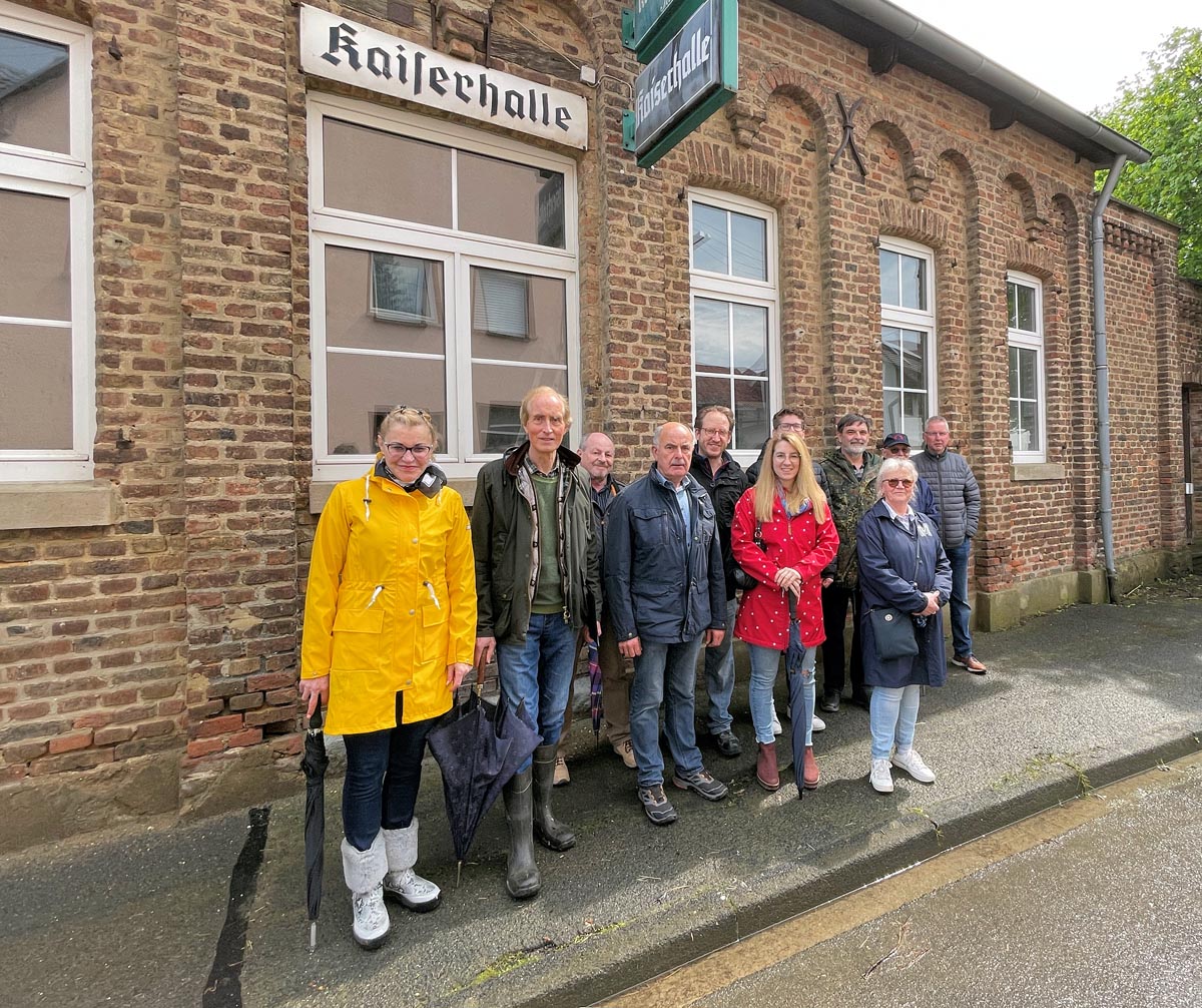 CDU-Ortsbegehung in Grafschaft-Vettelhoven: Nutzbarmachung der ... CDU-Ortsbegehung in Grafschaft-Vettelhoven: Nutzbarmachung der ...